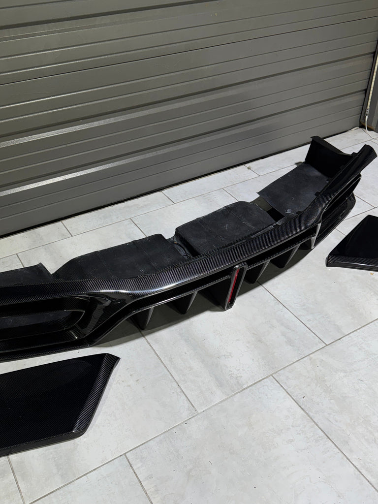 Nissan GTR Nismo Aftermarket Parts Robot Craftsman's Rear Bumper ...