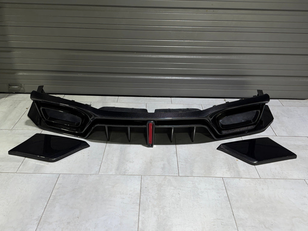 Nissan GTR Nismo Aftermarket Parts Robot Craftsman's Rear Bumper ...