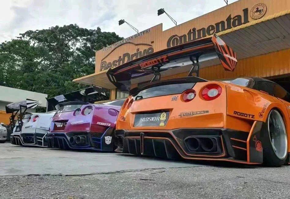 Robot Craftsman "Godzilla" Widebody Rear Diffuser for Nissan GTR R35 2